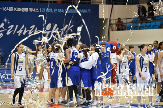 [WKBL] KDB생명 신한 꺾고, 2연승!