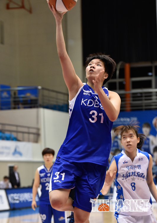 [WKBL] 2순위 진안 맹활약!