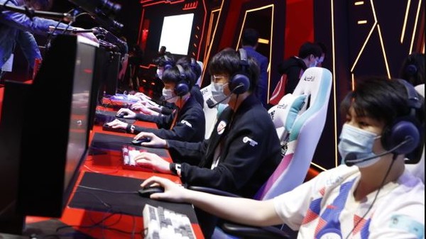 [LPL] 패배에도 돋보였던 크레이머 (LGD vs OMG)