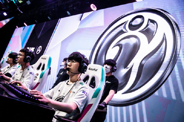 [LPL Report] 급속도로 몰락한 iG, 원인은?