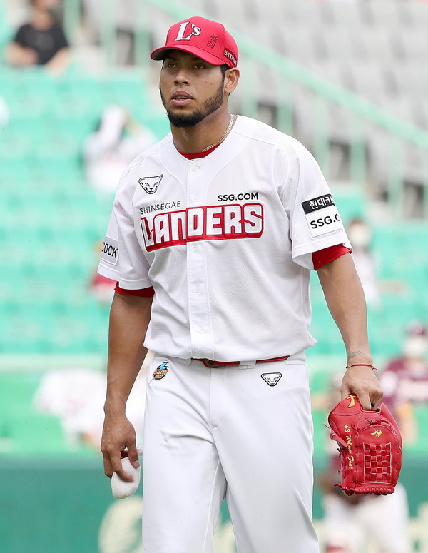 올림픽 전까지 버티기 중인 SSG '5선발 구축'은 언제쯤?