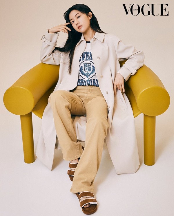 Ko Yoon Jung's 'Transformation as the Spring Goddess'(Pictorial)