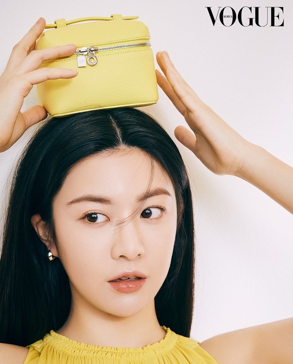 Ko Yoon Jung's 'Transformation as the Spring Goddess'(Pictorial)