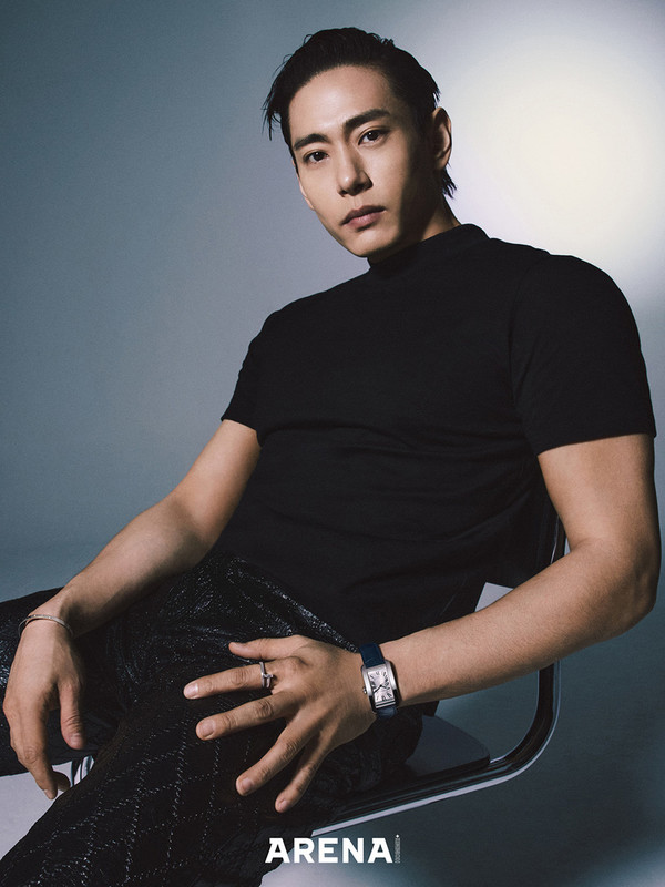 Yoo Tae-oh's seductive masculinity(Pictorial)