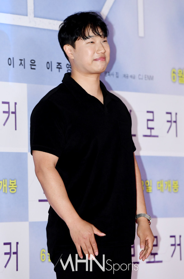 SG Wannabe Kim Jinho 'Warm Smile'(Pictorial)