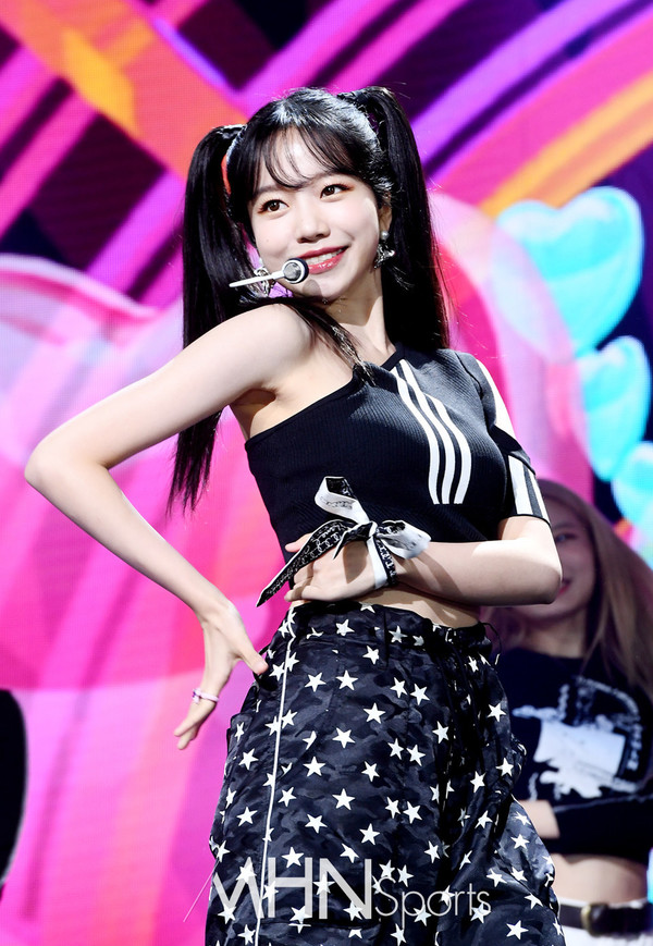 YU-RI 'Master of the Stage'(Pictorial)