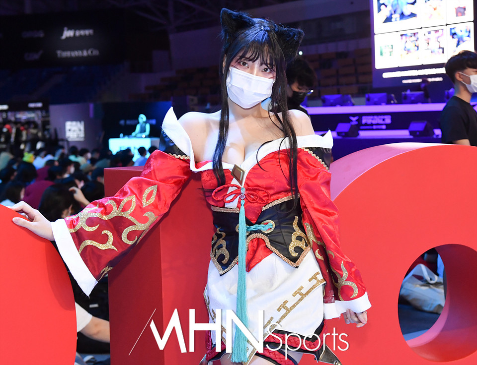 BJ 하랑 'LCK 팬페스타 아리로 등장'[포토]