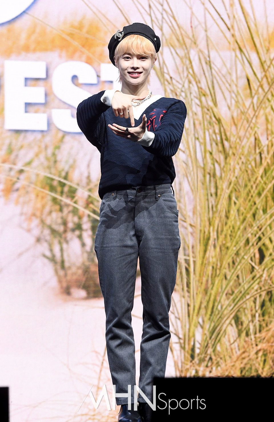 TEMPEST HANBIN 'Brightest SMILE'(Pictorial)