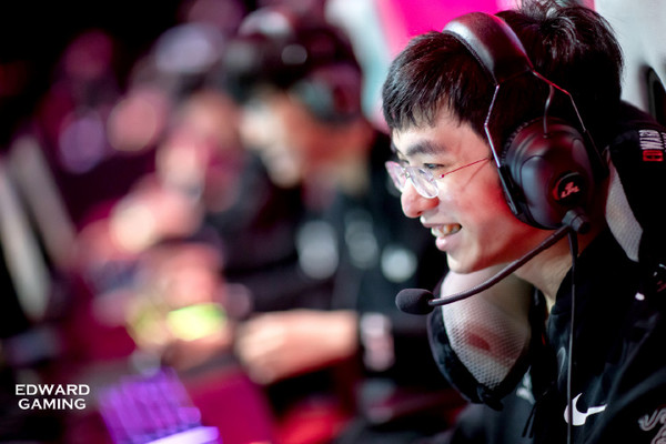 [LPL Report] 절반의 성공 거둔 FPX의 미래