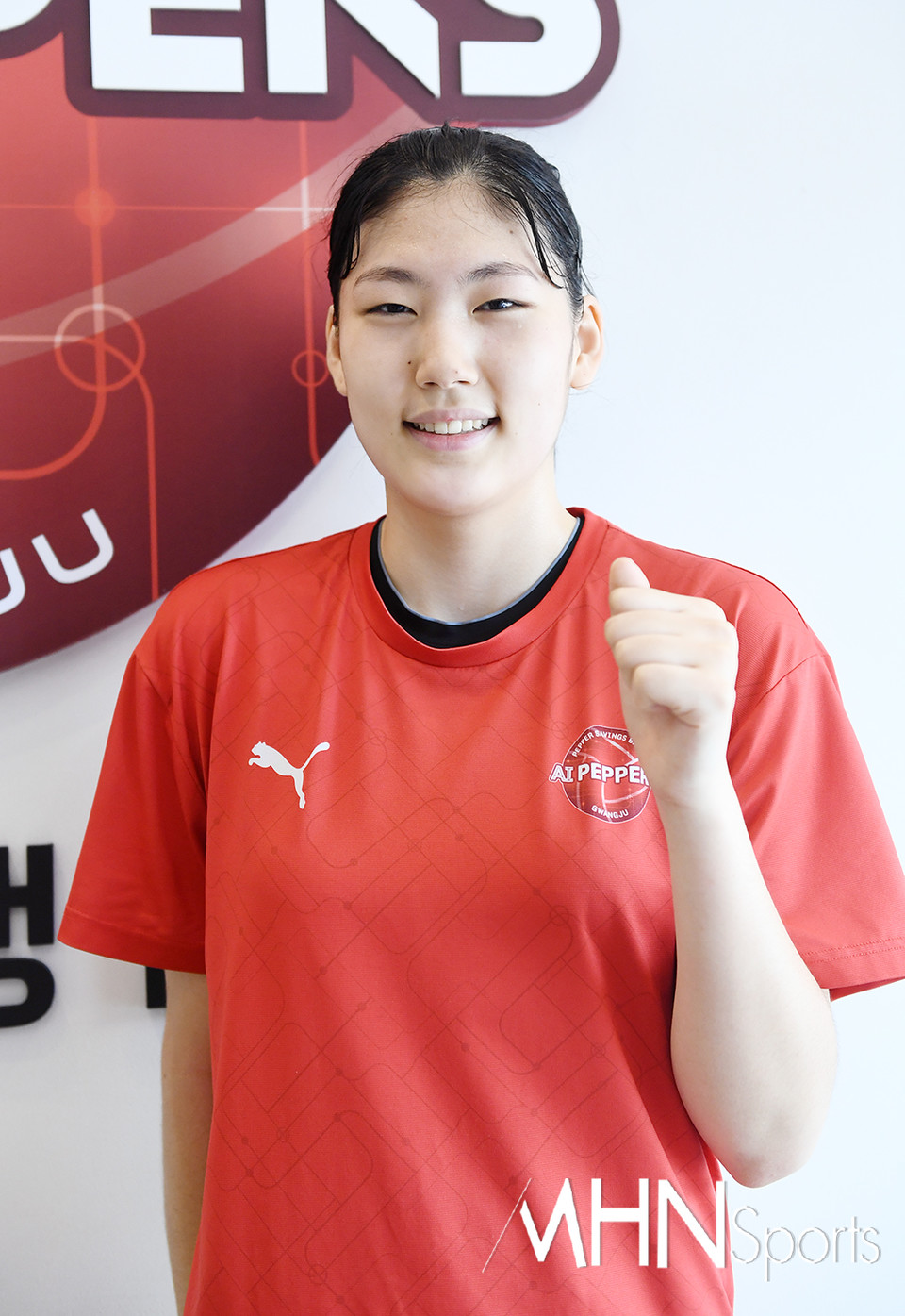 [인터뷰] "날 위해 절실히 배구하겠다" 큰 산 넘은 어르헝, 더 넓은 물로