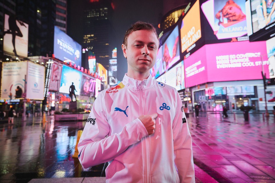 '롤드컵 최다출전' 젠슨, C9과 작별? SNS 삭제 소동