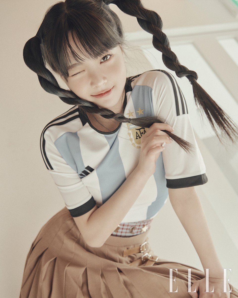 LE SSERAFIM 'Hong Eun Chae' 1st solo pictorial