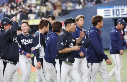 日 1.5군 상대였는데 ‘실책 와르르’…WBC 대표팀, 오릭스에 2-4 패배