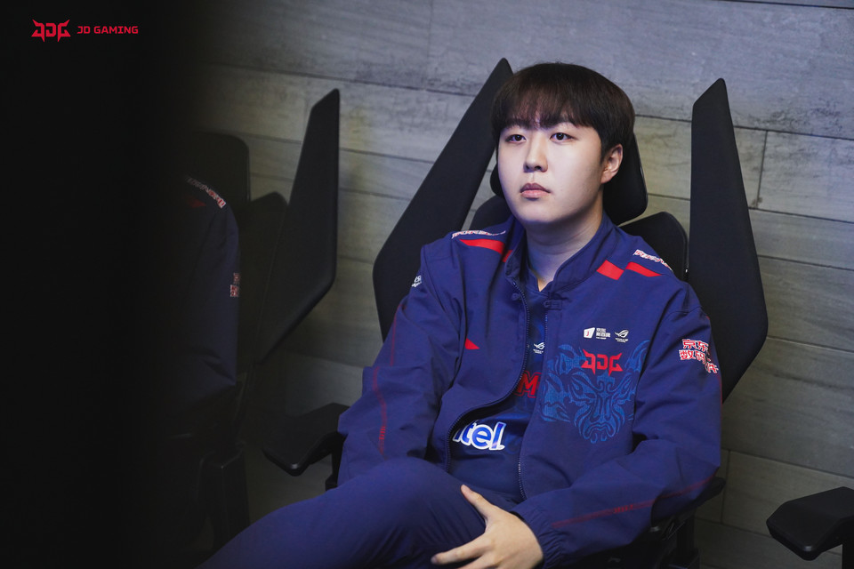 [LPL] 클래식 연주한 JDG, 리그 1위 등극