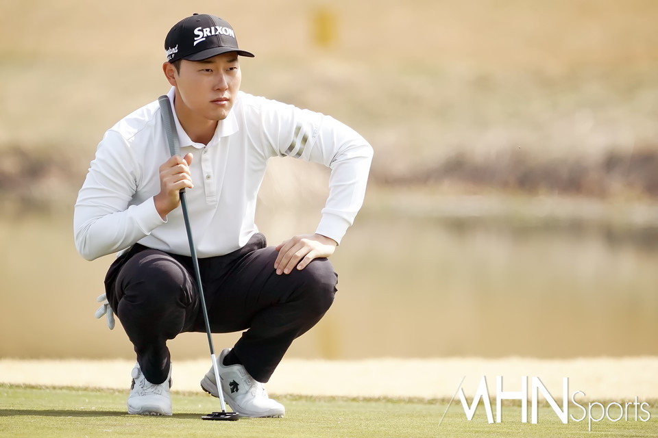 [Ms포토] 정도원 '신중하게 살핀다'