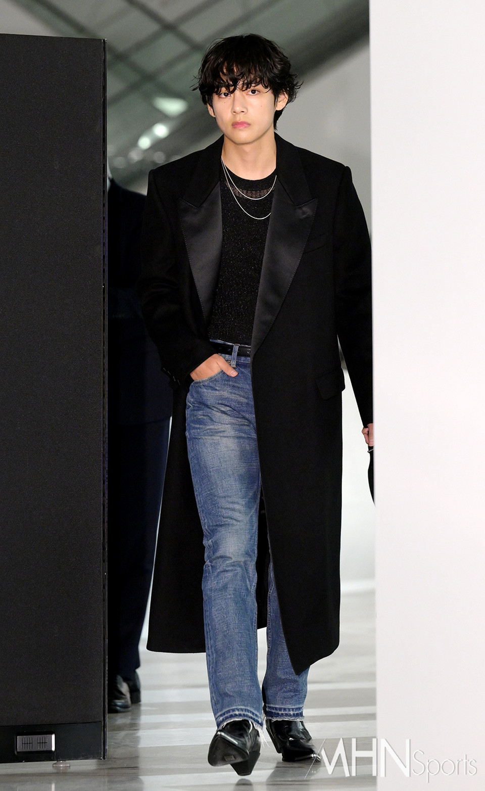 BTS V, This is the most 'Handsome Man'