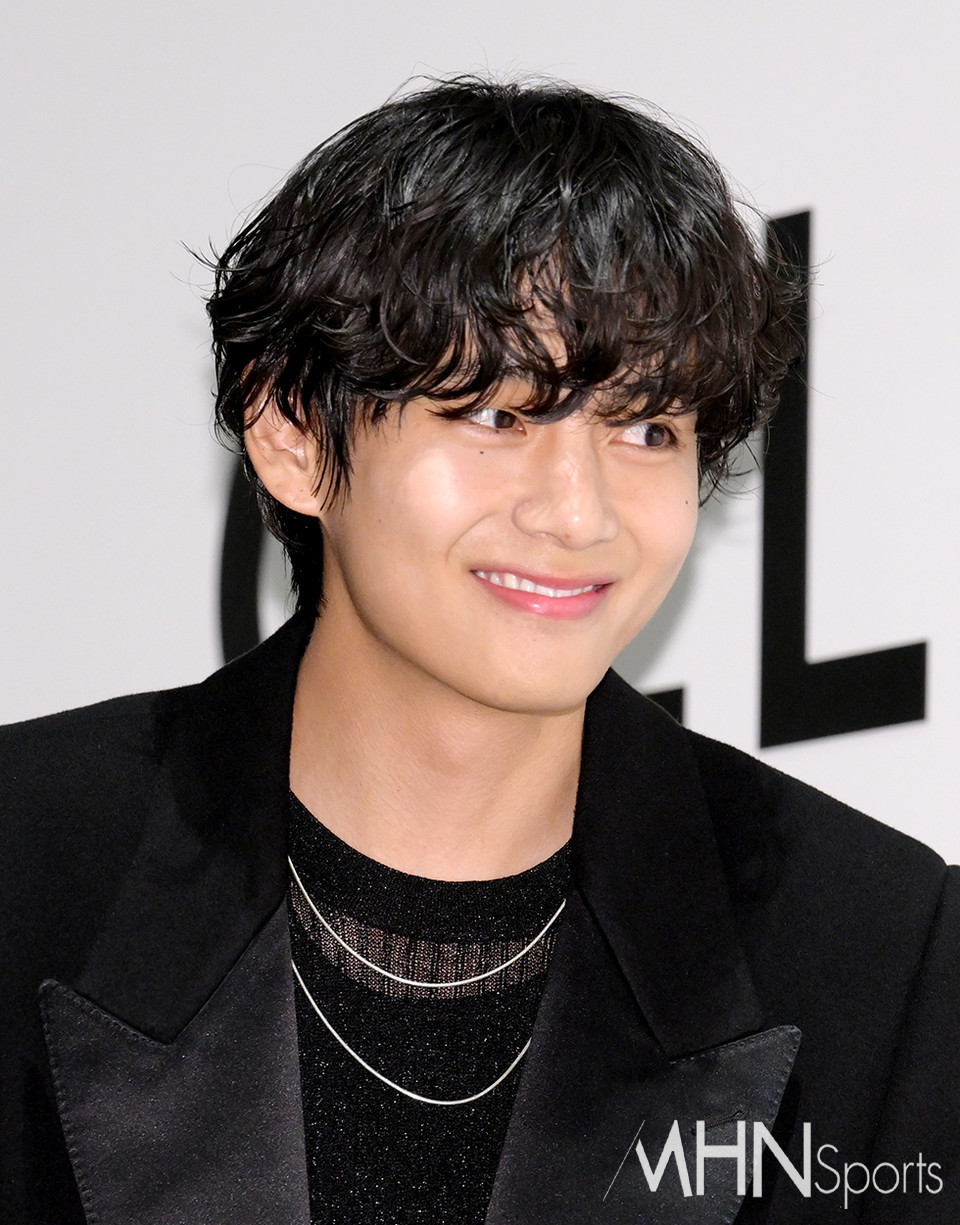 BTS V, This is the most 'Handsome Man'