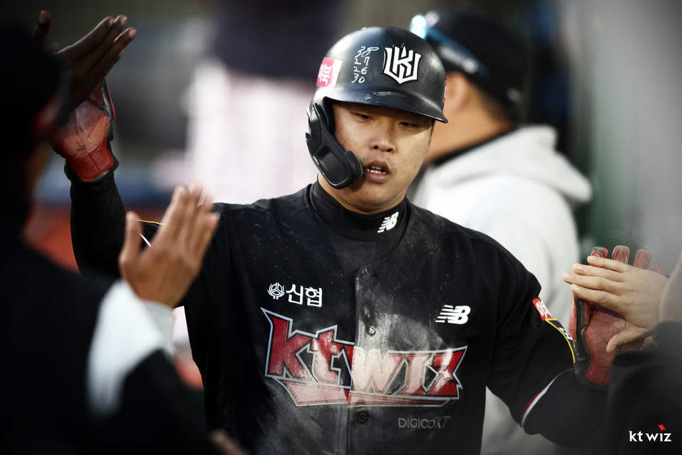 문동주 160.1㎞, 안우진 159.8㎞ ‘KBO 광속구 시대’…한화 첫 2연승