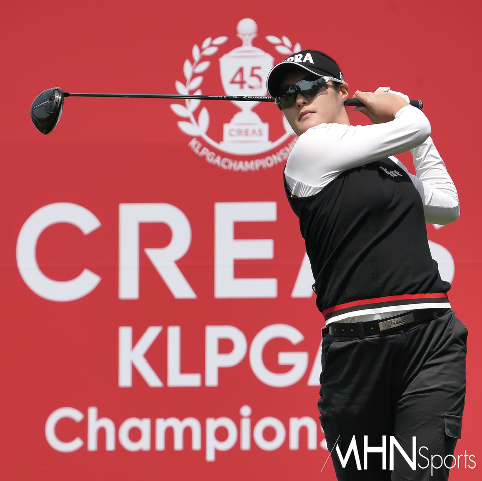 [Ms포토] 김민별 '장타 루키의 멋진 티샷'