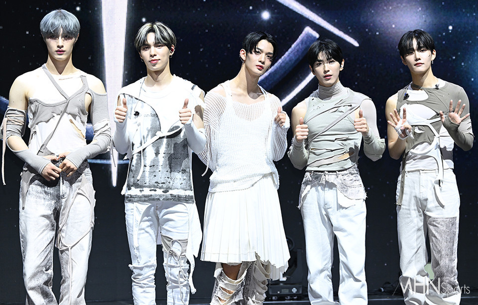 [Ms포토] CIX '방황하는 청춘 담은 신곡으로 컴백'