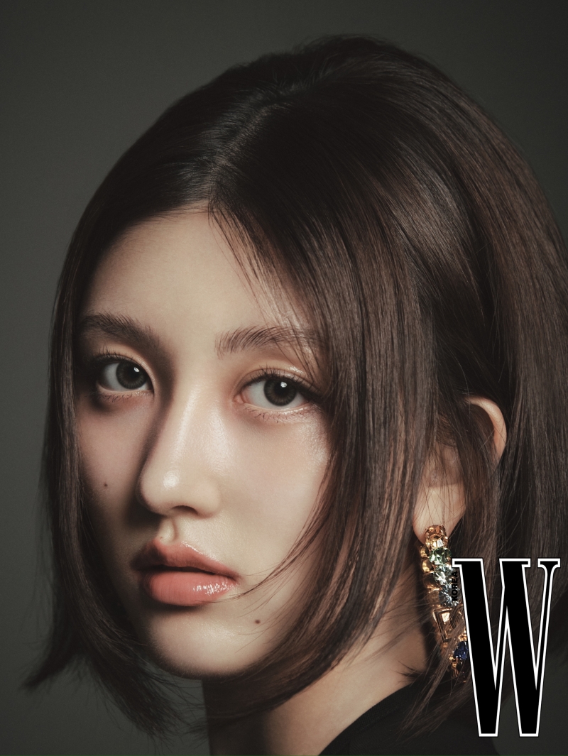 GAEUL, Mix & Match Style..."What's her pick?" [Pictorial]