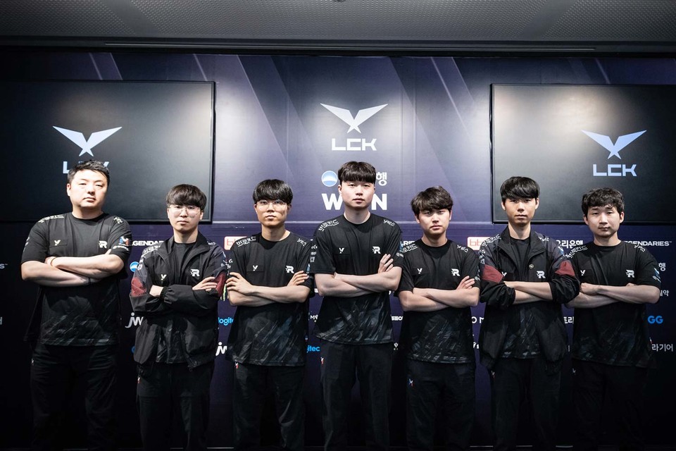 [LCK] 4대리그 유일 무패팀, 그 이름은 '젠지'