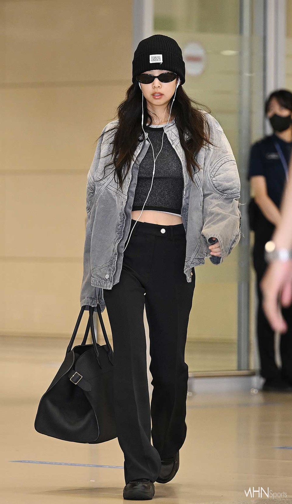 'Stylish' BLACKPINK JENNIE Casual Airport Outfits [MS Album]