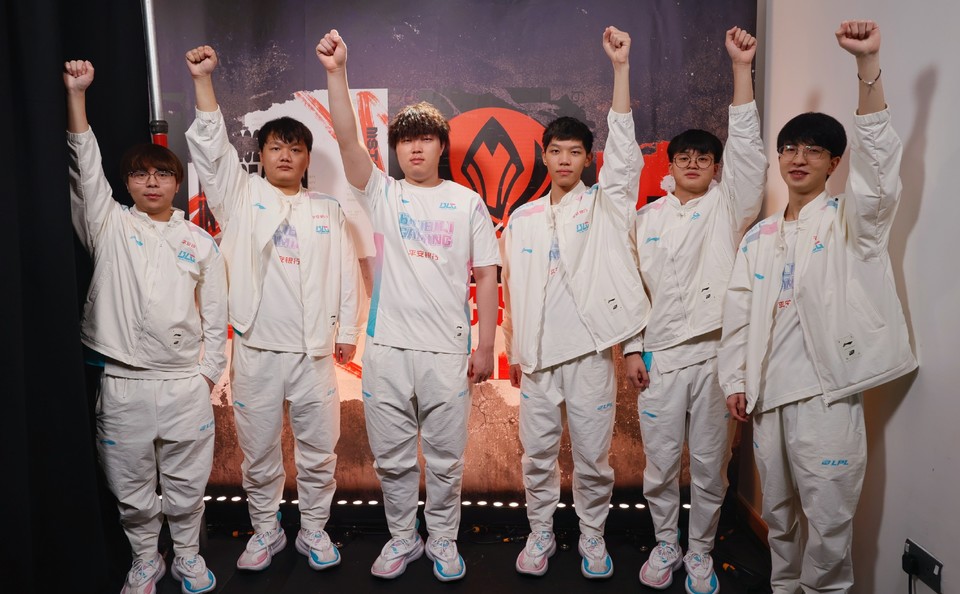 [LPL] 'BLG 실수' 잡아낸 LNG, 게임단 사상 첫 결승 진출