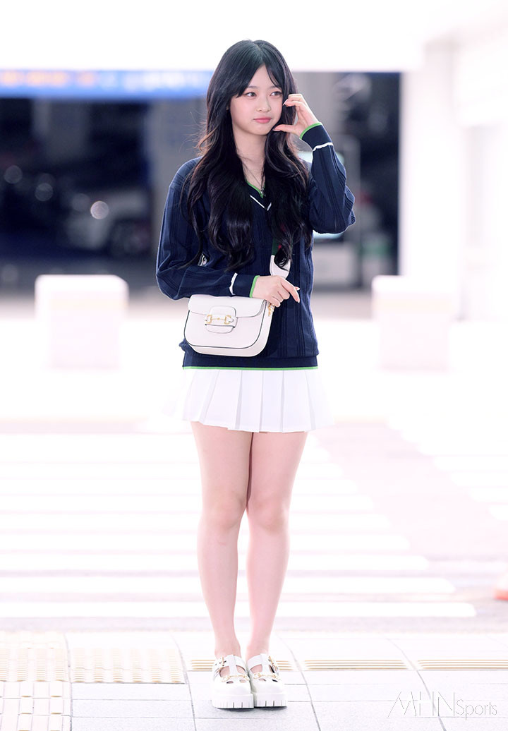 NewJeans HANNI 'Beauty Itself' [Ms Album]