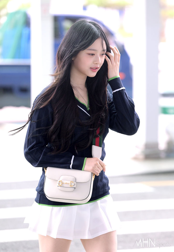 NewJeans HANNI 'Beauty Itself' [Ms Album]