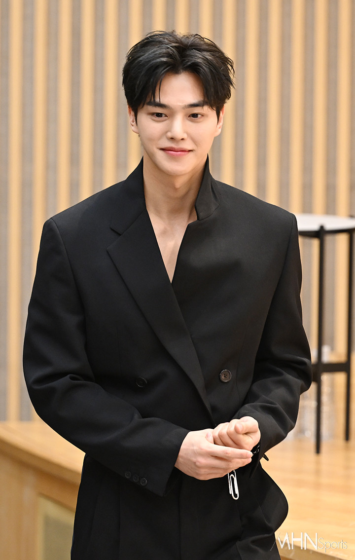 Song Kang, 'Handsome Demon' [Ms Album]