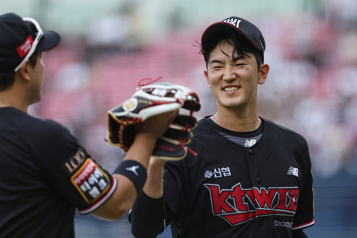 '5년 100억원' 다년계약 추진 KT 고영표, '수원의 新 역사' 만들어내다