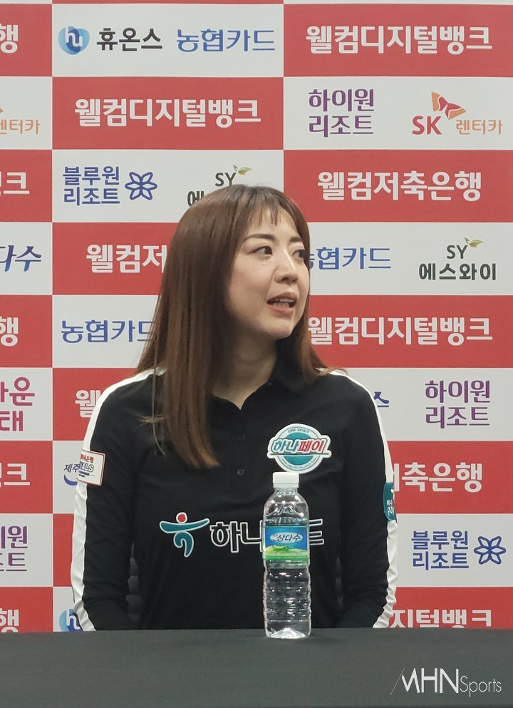 "체력, 극복 어렵지만" 가시밭길 걷는 '여왕들', 베테랑 김가영도 숨차다