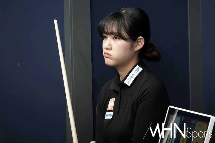 [mhn포토] 권발해 '이겨야 하는데'