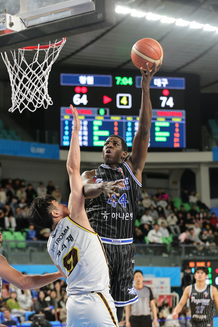 '분당 1득점, 득표율 77%' 한국가스공사 니콜슨, 4R MVP 선정