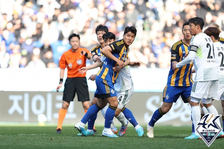 ACL 8강 대진 완성...'현대가 더비'-'네이마르vs벤제마' 격돌 눈길