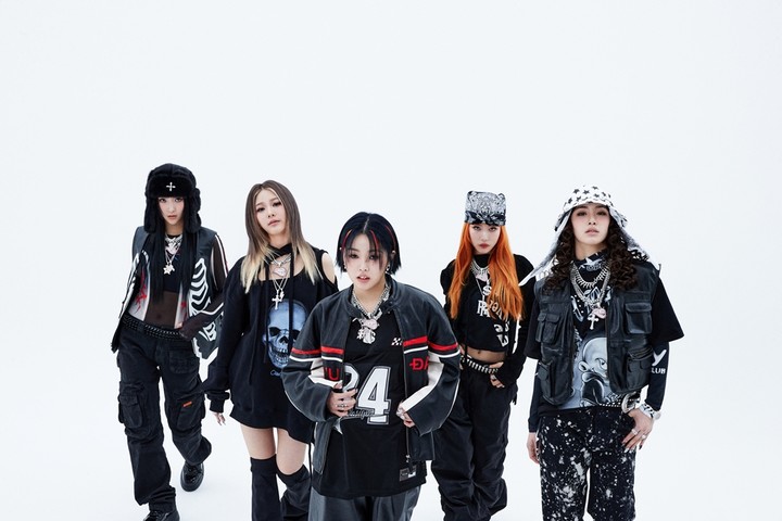 영파씨, 시크함 넘치는 첫 콘셉 포토 공개, 'X세대 힙합 감성 물씬'