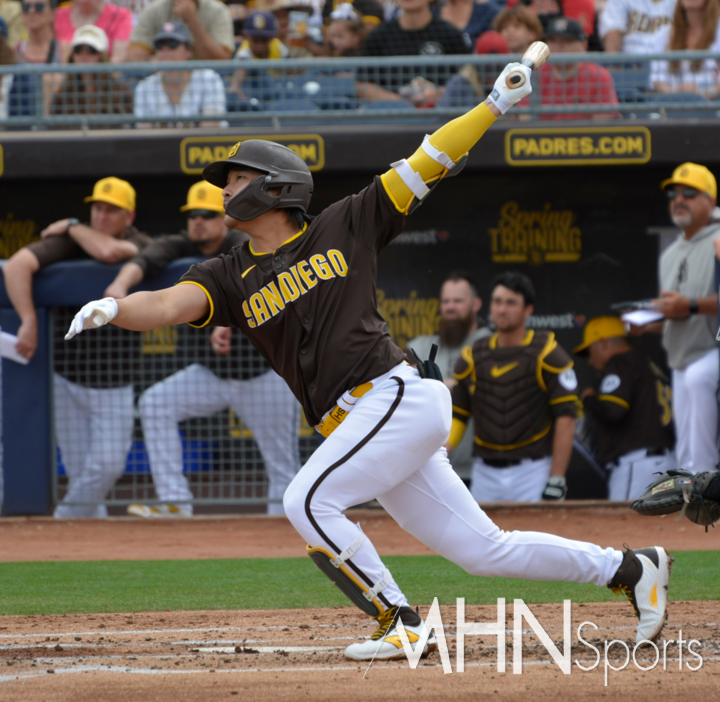 [mhn포토] 올 시즌 새롭게 선보이는 김하성의 만세타법~