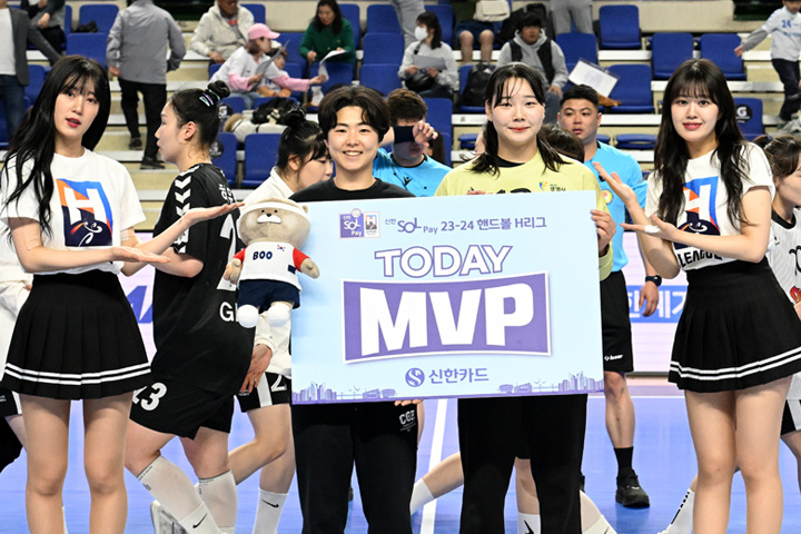 [핸드볼 H리그] SK슈가글라이더즈, 경남개발공사 꺾고 우승에 성큼!