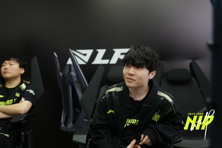 [LPL] 루키-나이트의 'LPL 정상결전'