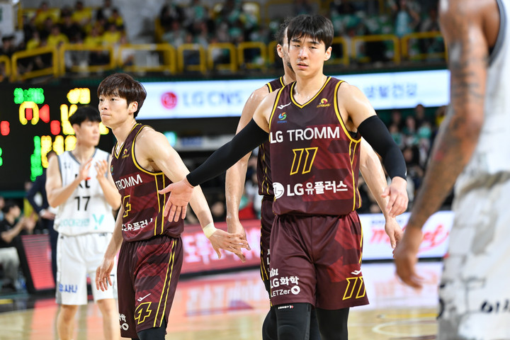 '배스 40득점 원맨쇼' KT, LG에 16점차 대역전극...챔프전 '허웅-허훈 형제' 맞대결 성사
