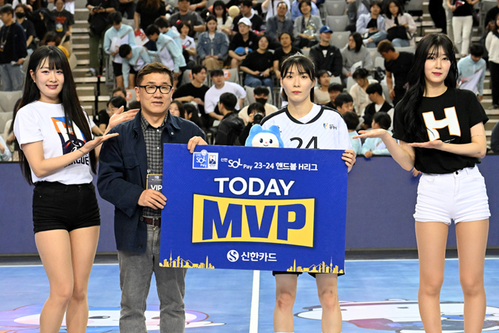 [핸드볼 H리그] 강경민 12골에 SK슈가글라이더즈, 삼척시청 꺾고 챔피언 -1