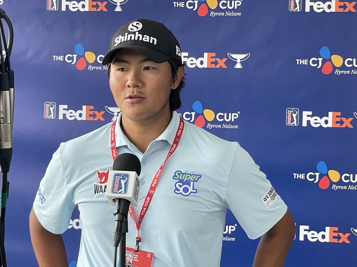 '골프, 장갑 벗어봐야 알지!'..테일러 펜드리스, 더 CJ컵서 PGA 투어 첫 우승컵 '번쩍'