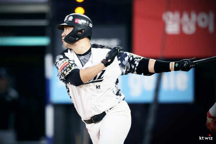'김태형 퇴장=승리' 공식 깨졌다...KT 9회말 '김원중 폭투' 7-6 끝내기 승리 [수원에서mhn]