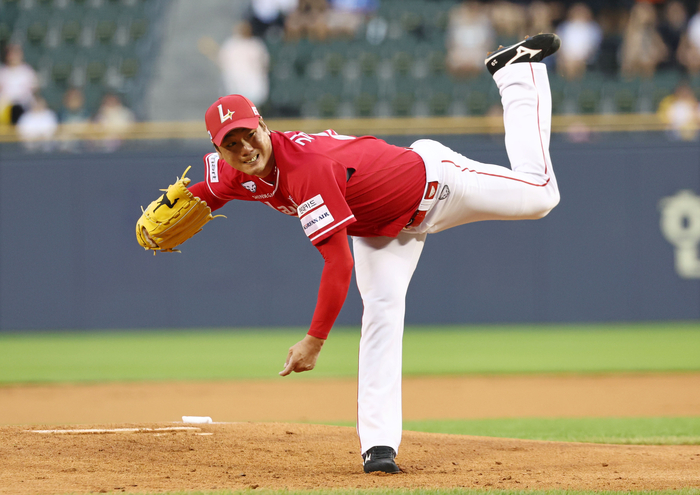 '우천 취소' SSG 김광현 선발 변경, KT는 그대로 쿠에바스 출격 [수원에서mhn]