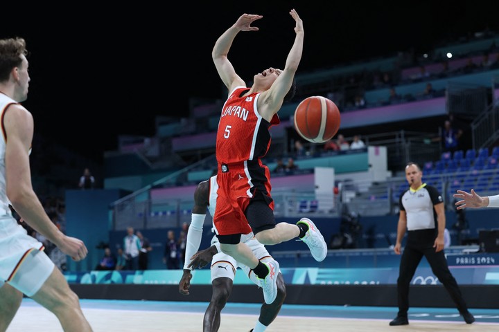 [2024파리] 일본, '전설의 1군' 나서고도 '월드컵 챔피언' 독일에 완패...'높은 세계의 벽' 실감