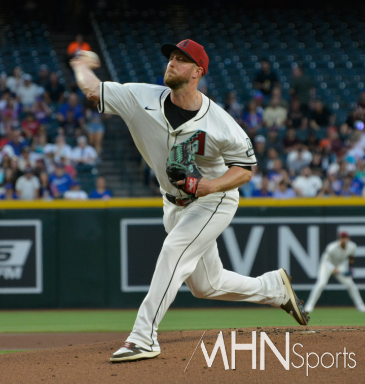 KBO 역수출 ‘신화’ 켈리 복귀 임박, 7일 재활등판 후 ML 복귀 예정...SD와 순위경쟁 볼만하다.