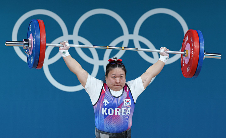 [2024파리] 역도 김수현, 여자 81kg급서 6위로 대회 마무리...갸우뚱 거리게 만드는 배심원 판정