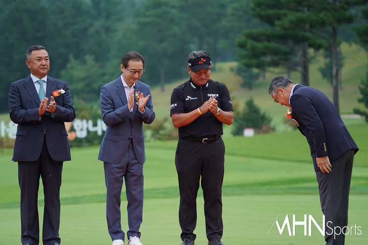 [mhn포토] 김원섭 KPGA 회장 '감사 인사'