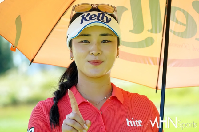 세계랭킹 32위 '점프' 윤이나, KLPGA 투어 선수 중 최고..하이트진로 챔프 김수지 55위